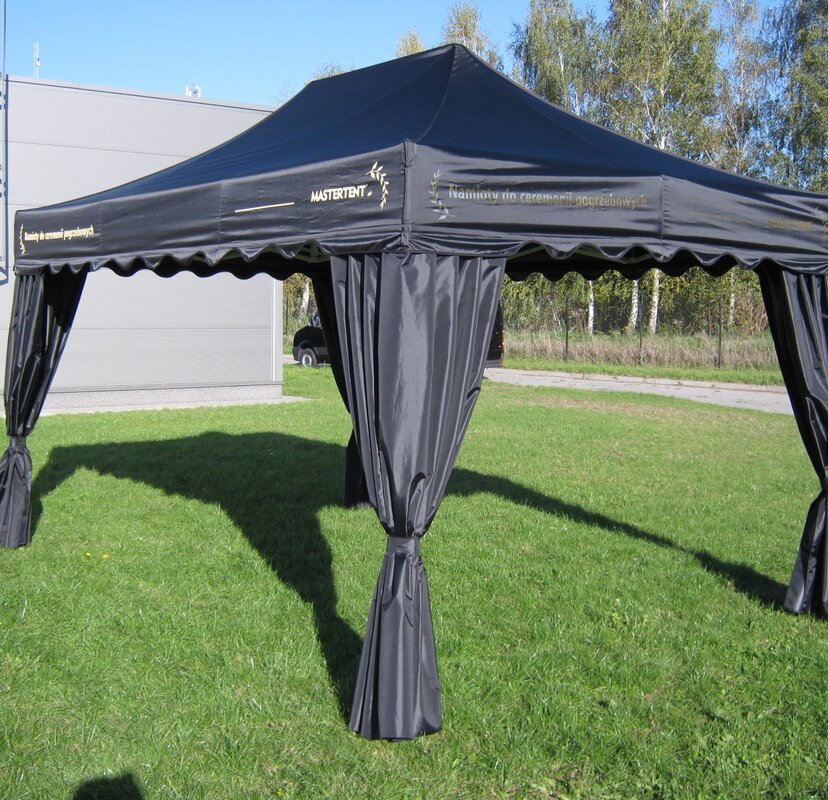What to Look for in an Event Tent