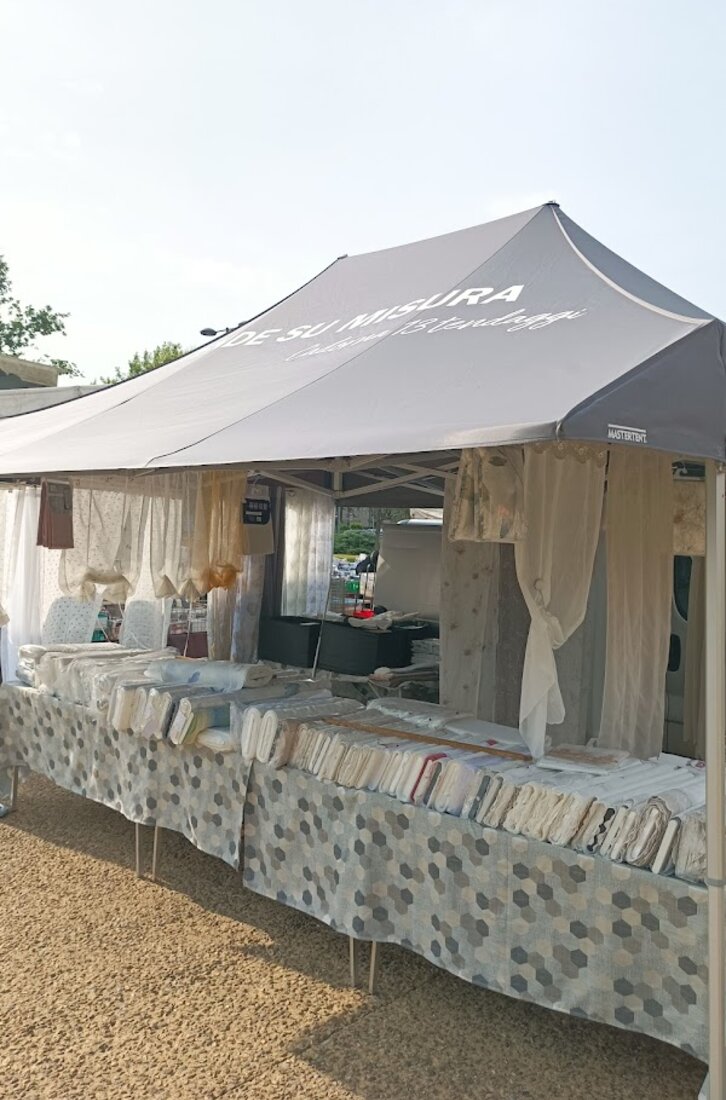Gazebos for Markets and Professional Stalls