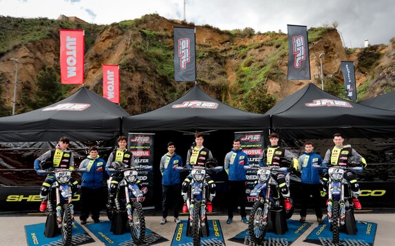 Automotive, Racing, and Motorsport Tents | Mastertent
