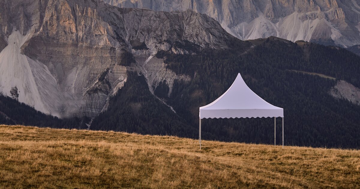High Peak Canopy Tent - The Pagoda Roof | Mastertent®